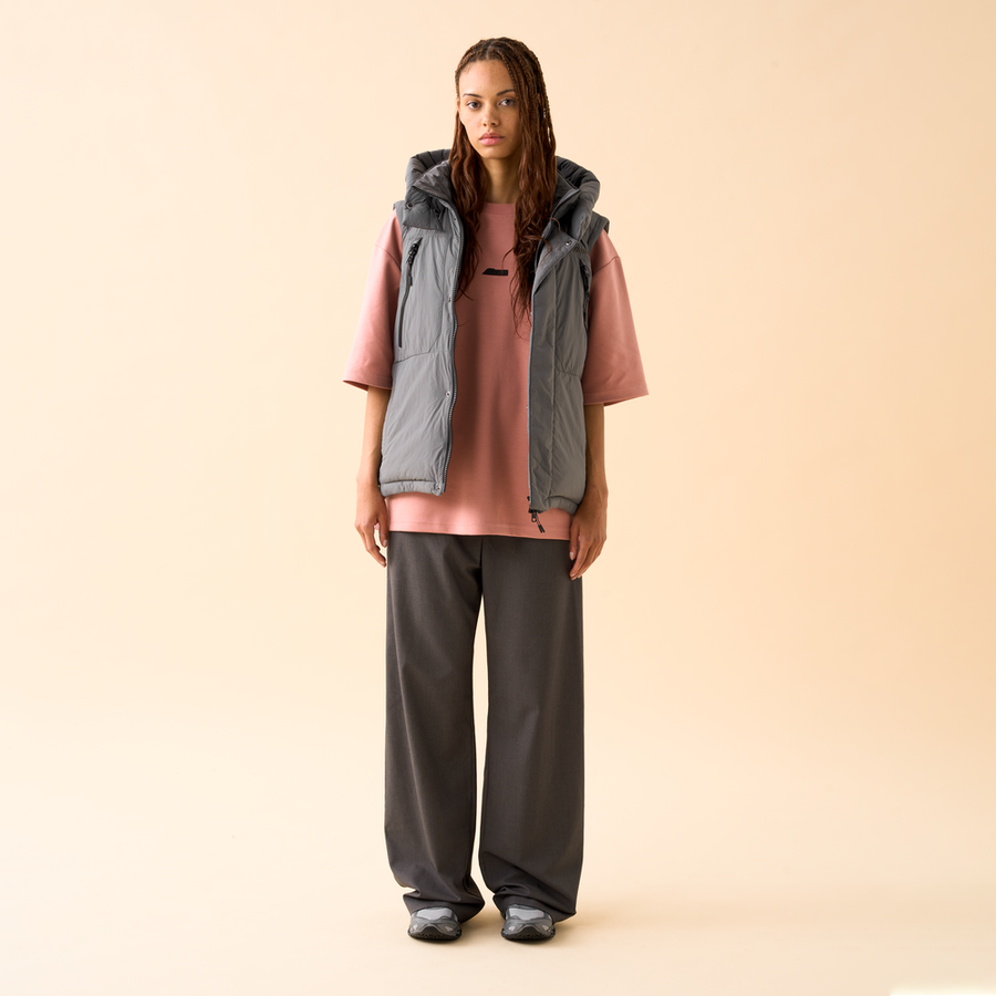 BT Nylon taslan Down Vest - Grey | Men Clothing | Mizuno Europe